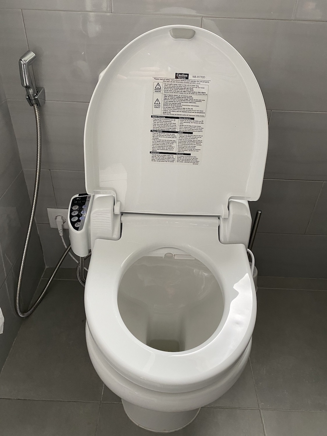 Instalação ☛ SANITA BIDÉ na sanita ao chão ou sanita compacta